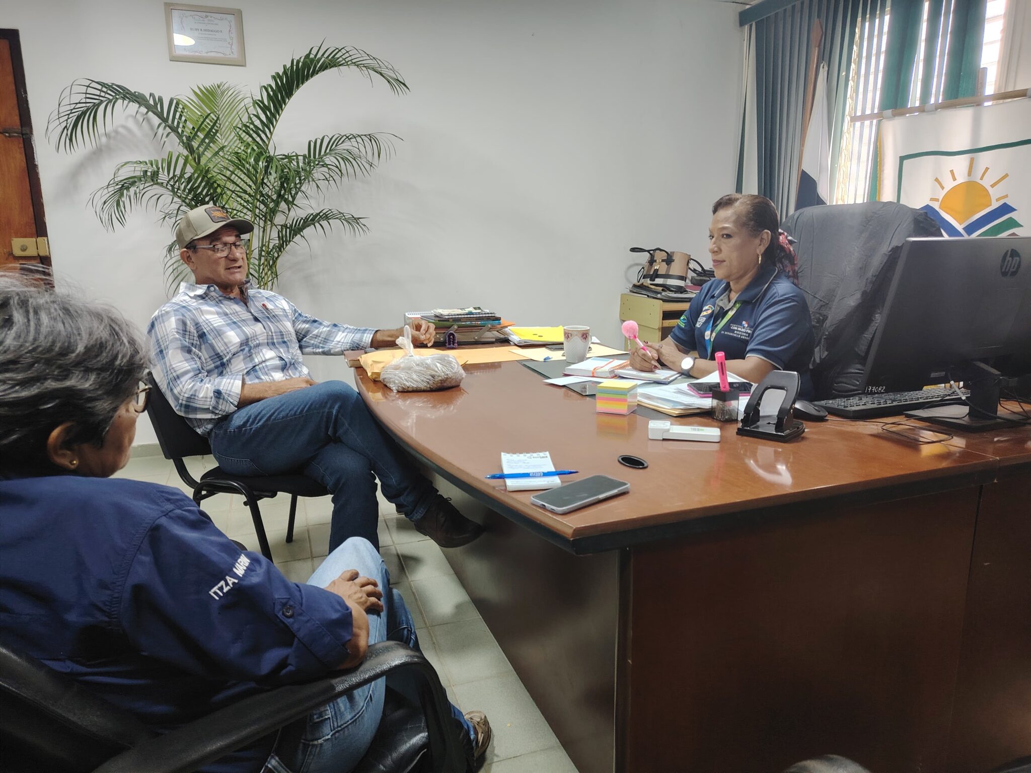 MIDA Panamá Oeste y ANAGAN fortalecen lazos en beneficio del sector ...