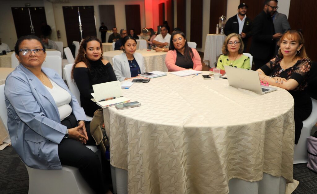 MIDA impulsa la transformación digital del sector agropecuario con ...