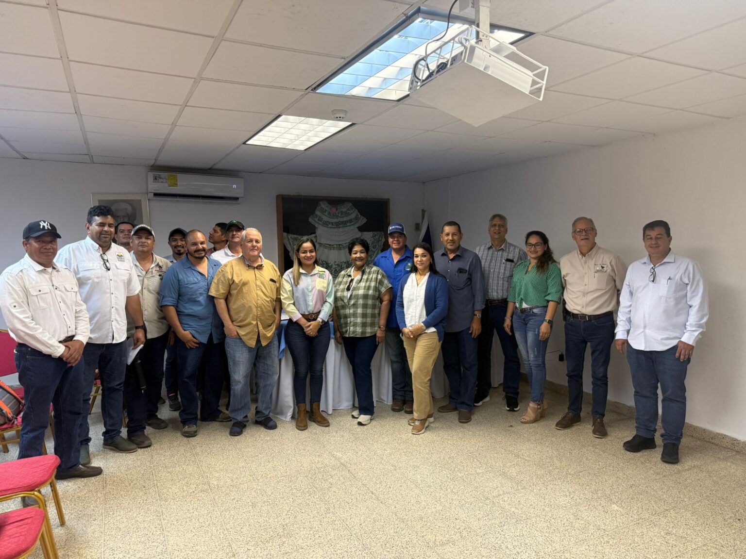 MIDA y productores unen esfuerzos para fortalecer el cultivo de la ...