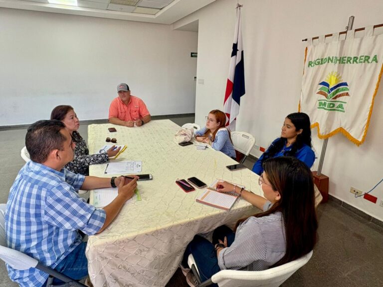 MIDA en Herrera lidera mesa de trabajo para impulsar la juventud rural ...
