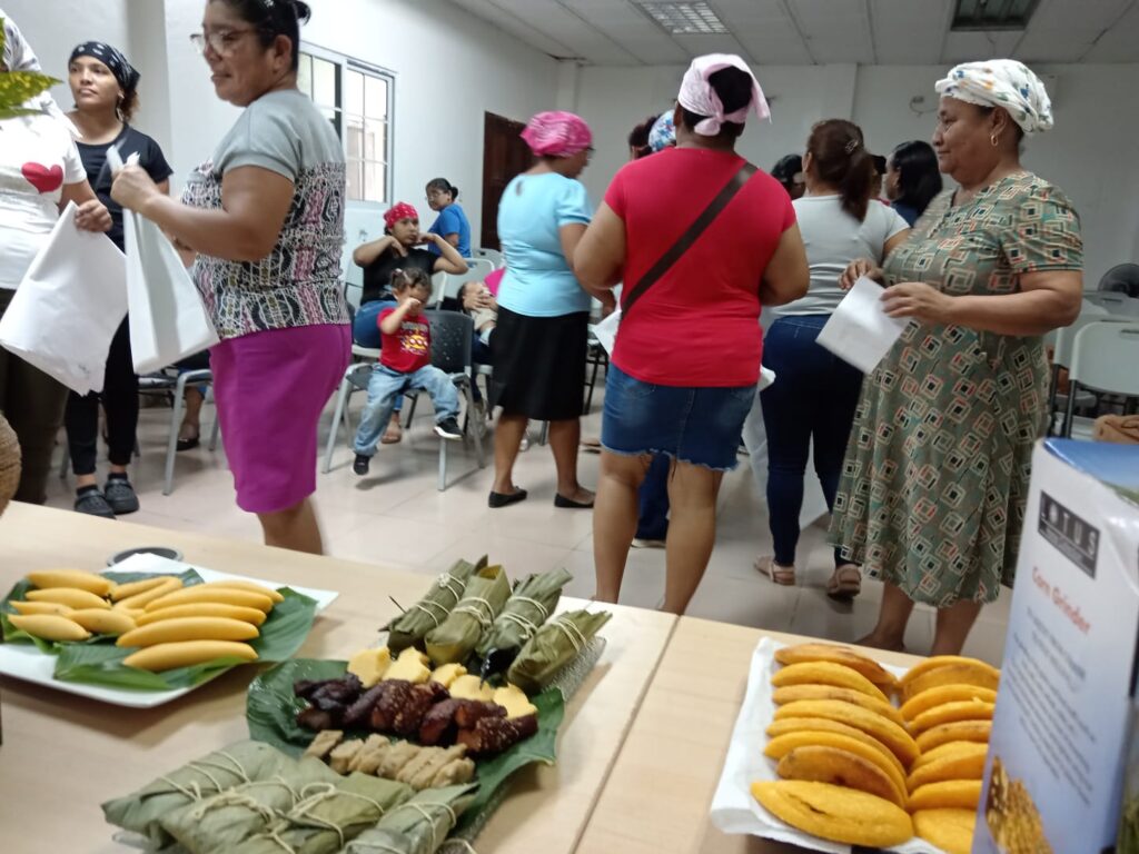 MIDA Colón fortalece capacidades de mujeres rurales con capacitación en ...