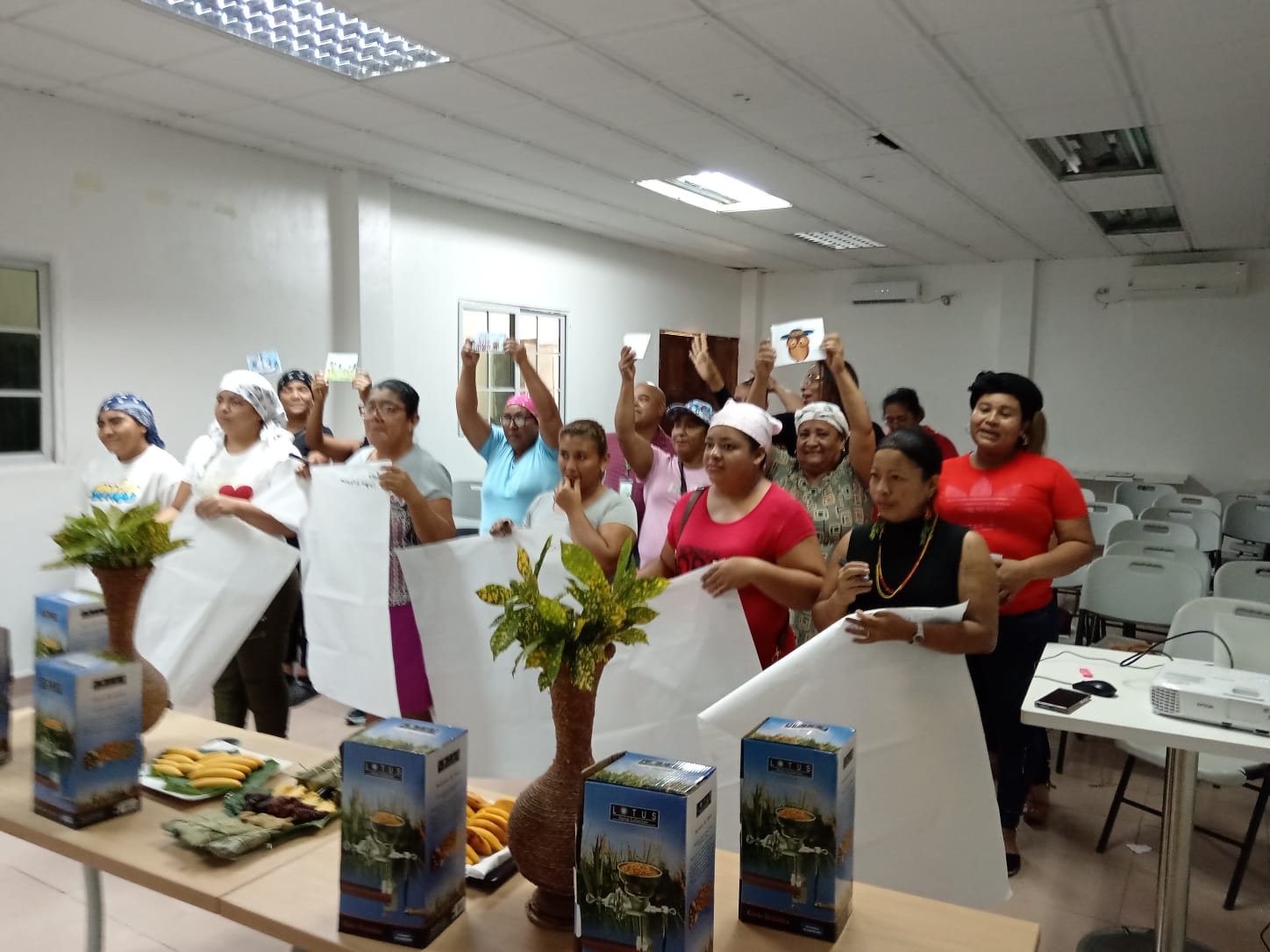 MIDA Colón fortalece capacidades de mujeres rurales con capacitación en ...