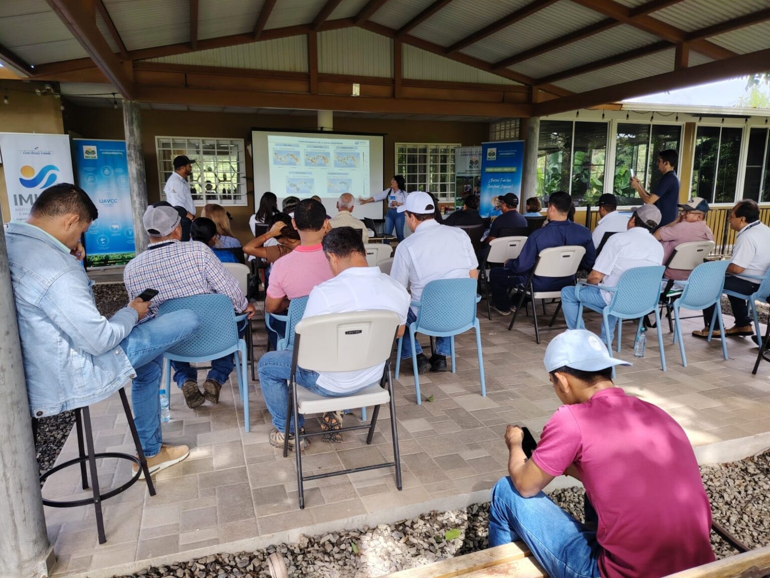 MIDA realiza Mesas Técnicas Agroclimáticas en Veraguas y Herrera para ...